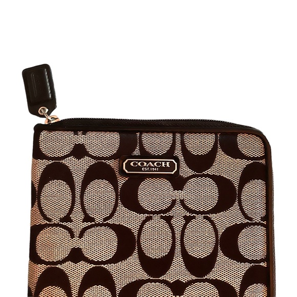 Coach | Accessories | Coach Signature Ereader Tablet Case | Poshmark